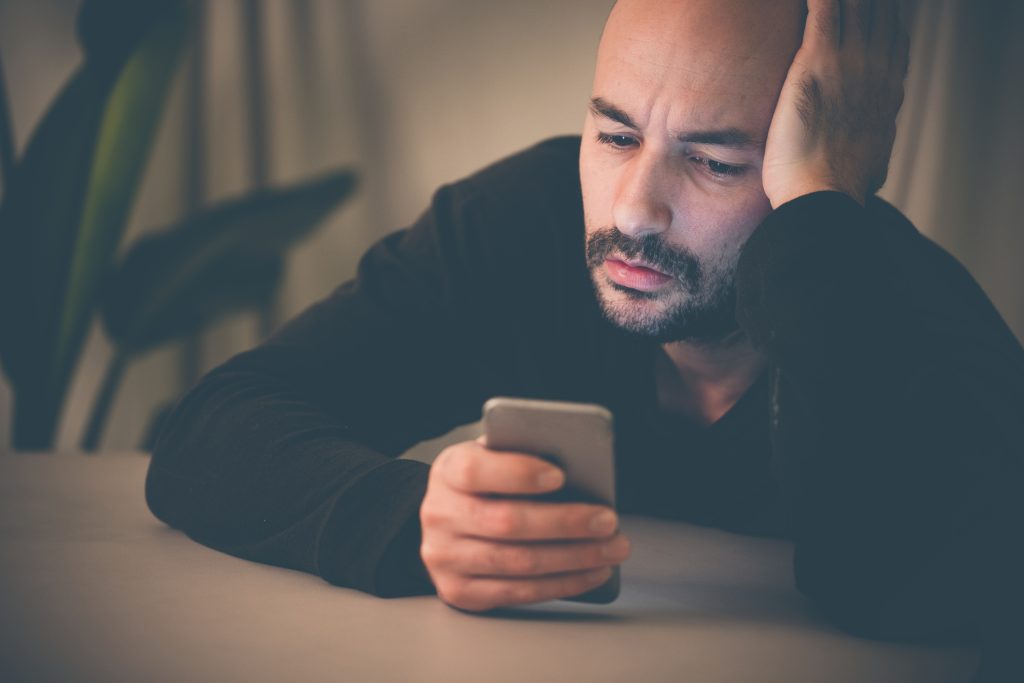 Understanding the Risk of Social Media Addiction | Horizon Services